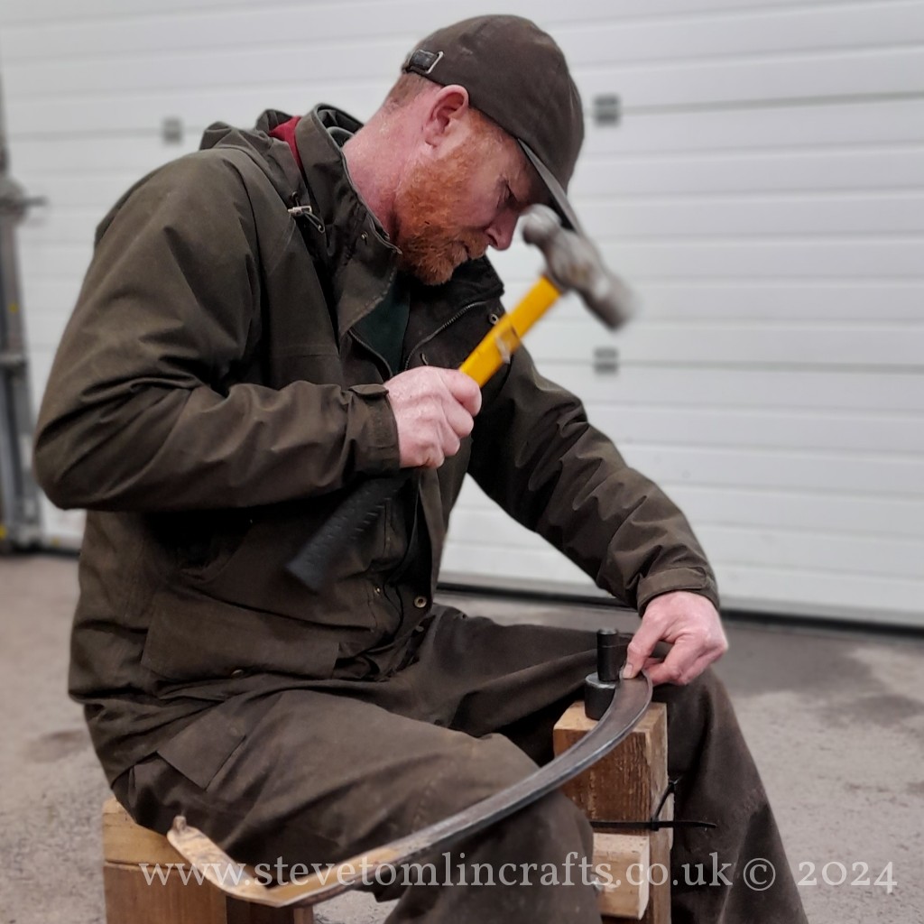 Scythe peening workshop 2024 | Steve Tomlin Crafts